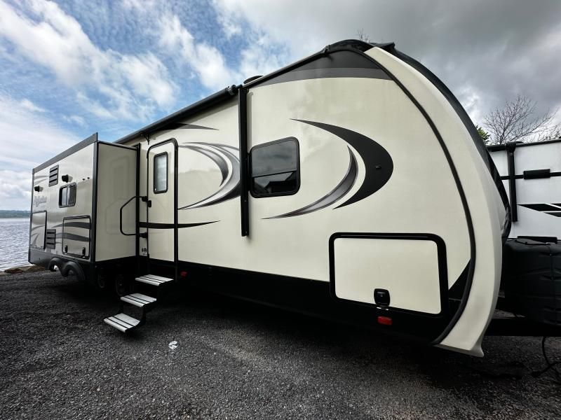 Grand Design Reflection 297RSTS 2019 D438