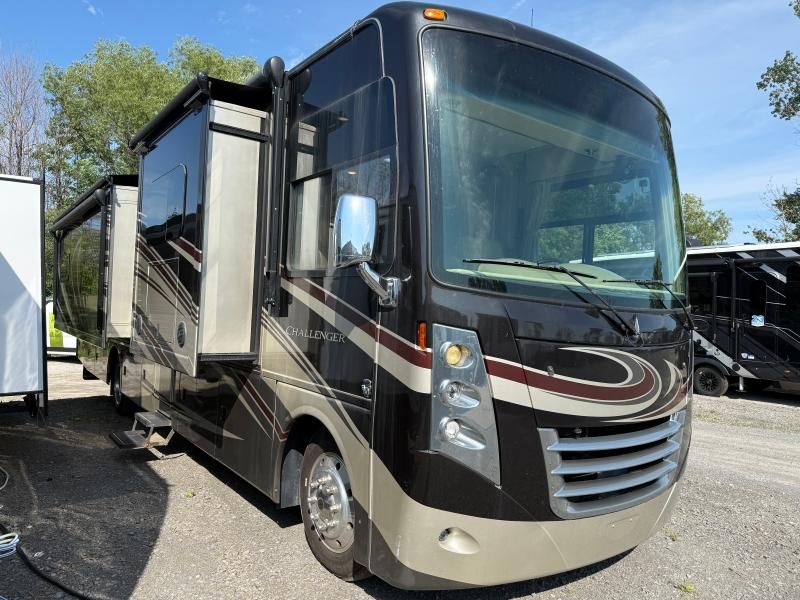 Thor Motor Coach Challenger 37KT 2015 D545